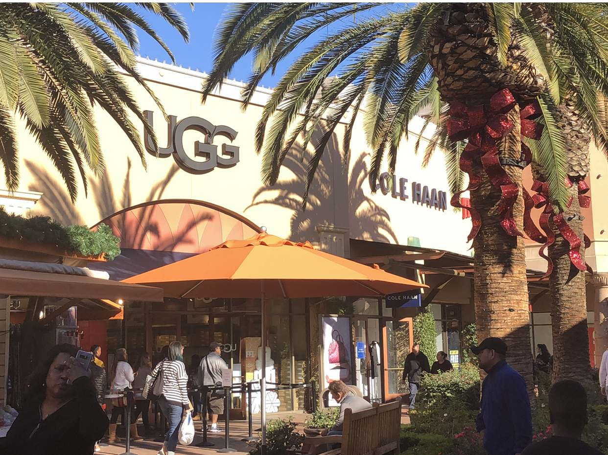 Citadel Outlets 100 ft Tree – Let's Talk Los Angeles